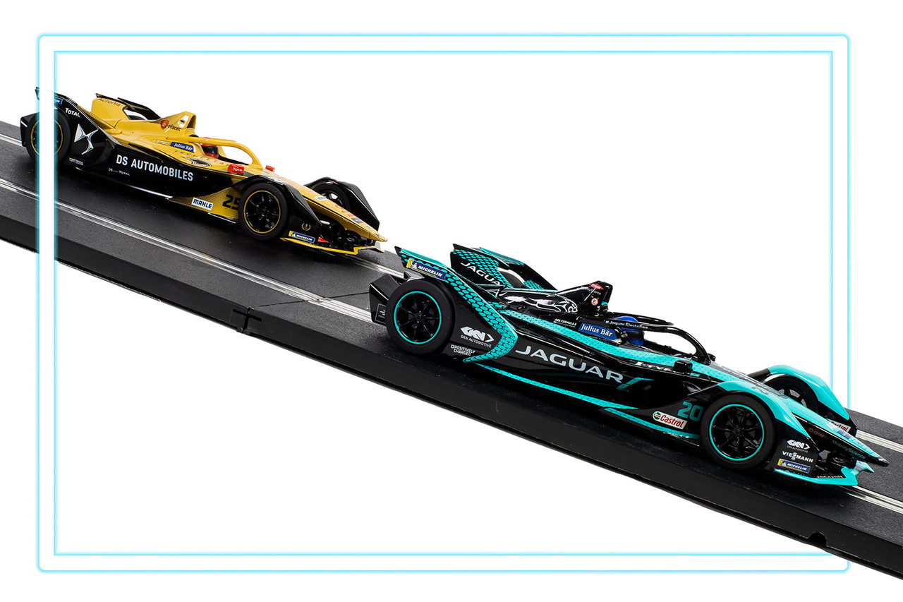 Scalextric C1423 Spark Plug Set Formula E Race Set