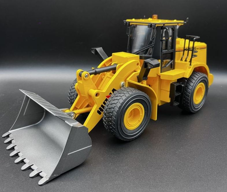 Huina 1552 1/16 11Ch RC Loader w/Metal Bucket