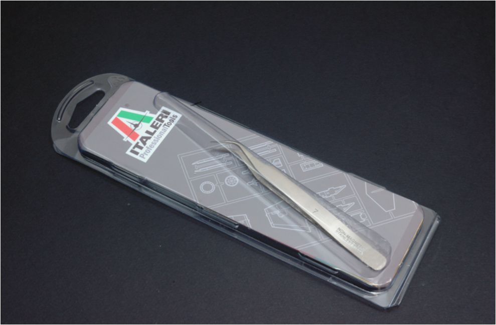 Italeri 1-50813 Curved Precision Tweezer