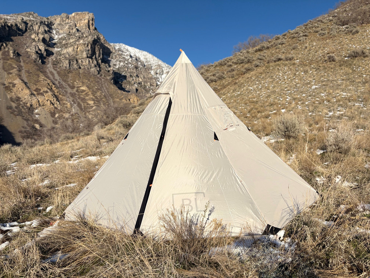 4-Season Hot Tent Tipi with Stove Jack - The "Mesa" 3-4 Person ...