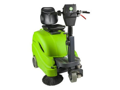 IPC Eagle 512R Ride On Floor Sweeper