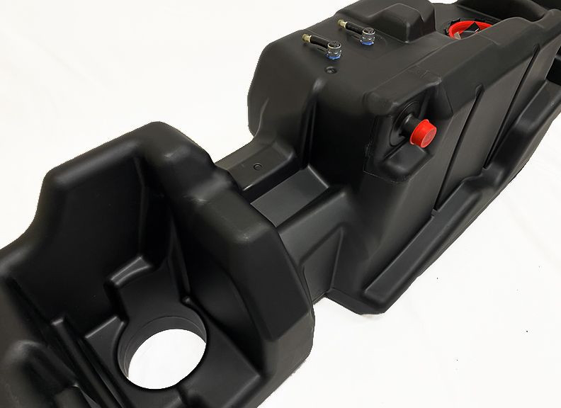 Titan Fuel Tanks 2020-2024 GM 2500 & 3500 Crew Cab, Long Bed Duramax ...