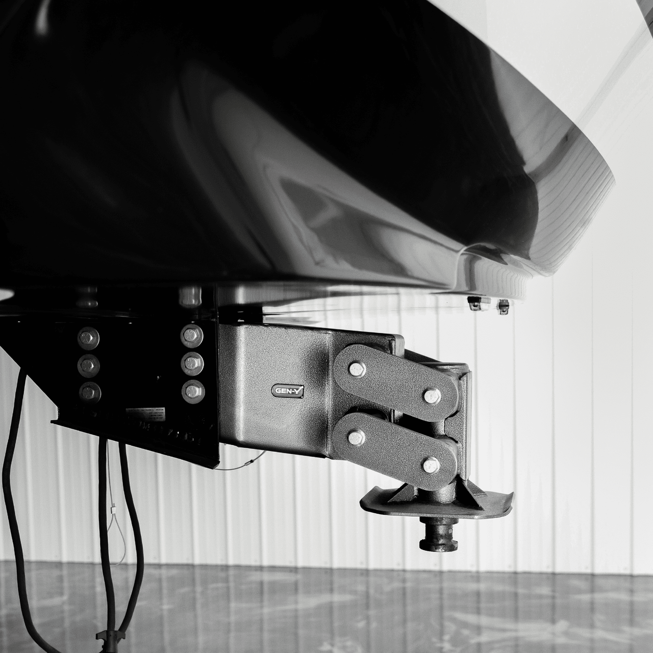 Gen-Y Executive Torsion-Flex 5th Wheel King Pin Box (4.5K-6.5K PW Range ...