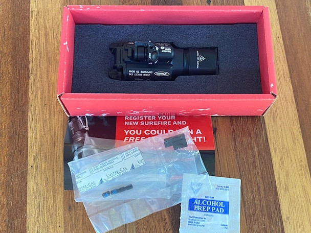 Surefire X400 LED Weapon Light Red Laser NEW - HUDSONGUNNER LLC