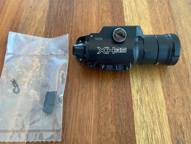 SureFire XH35 1000 Lumen Dual Output LED WeaponLight for Masterfire ...