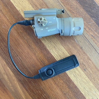 SureFire M720V-TN M720V Raid WeaponLight - White and IR Output (TAN ...