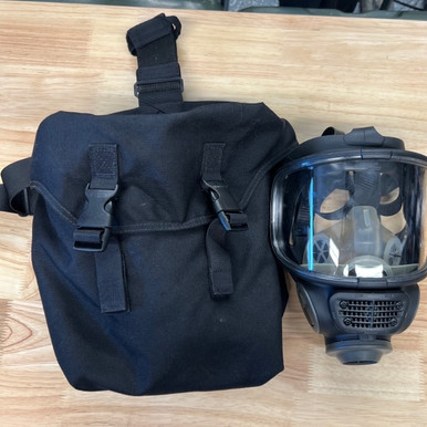 Scott M-120 Gas Mask, Standard M/L Size, Comes with Carry bag ...