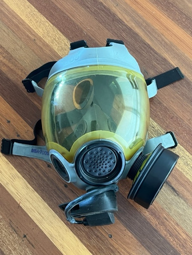 MSA MILLENIUM CBRN RIOT CONTROL GAS MASK: Drinking Port w/filter Medium ...