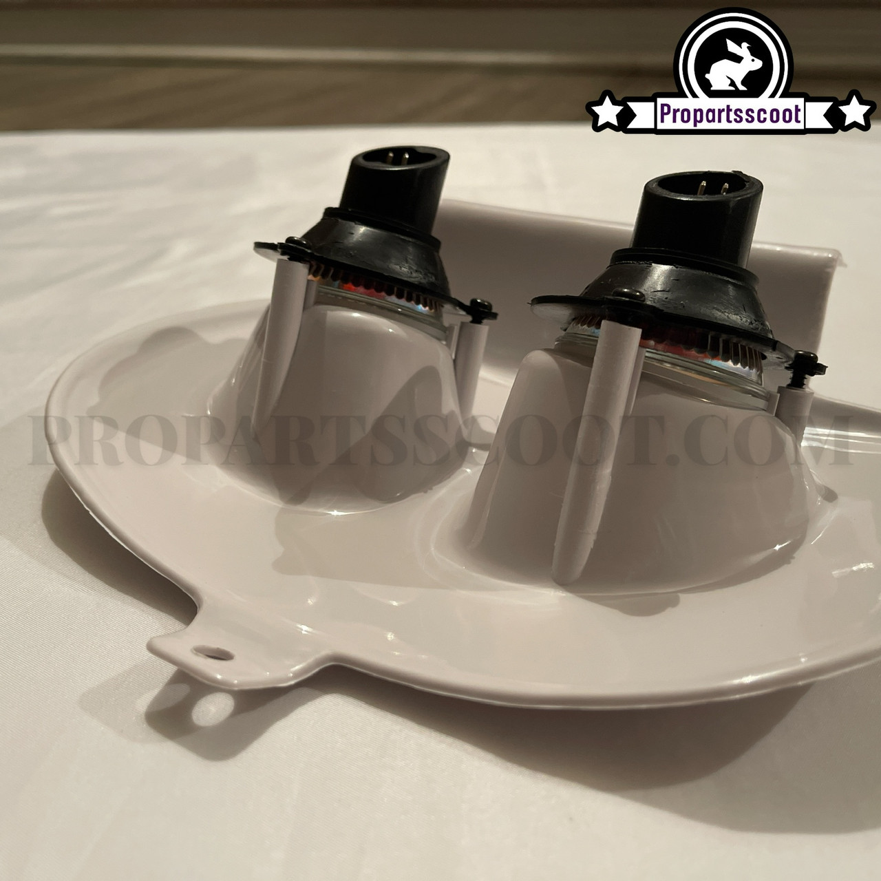 Halogen Lighting Kit with Support and MR16 Socket (12V/20W)