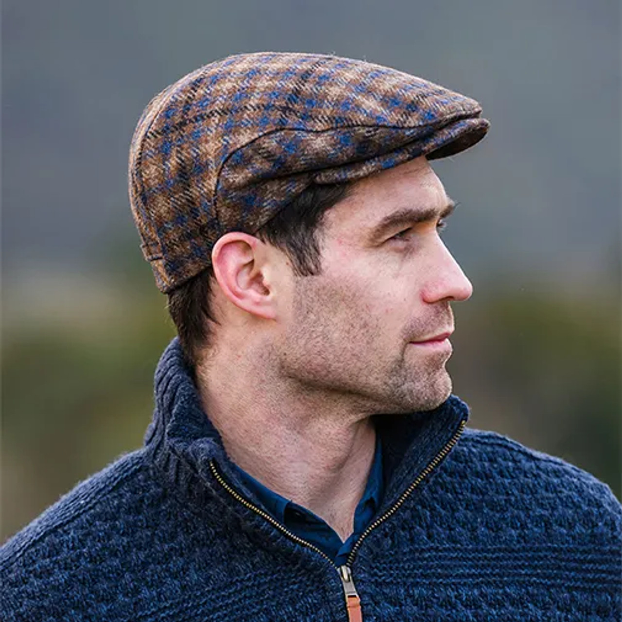 Men's Hunter Plaid Tweed Scottish Flat Cap | Made in Scotland
