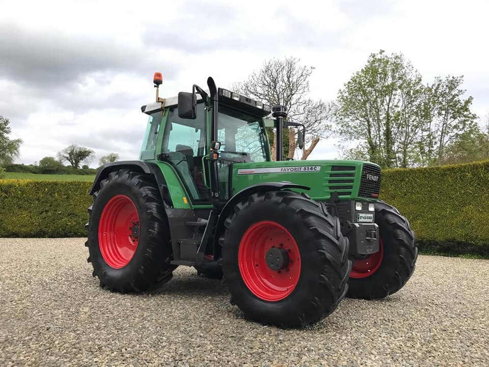 Fendt Favorit 514c recently completed - King Truck Styling