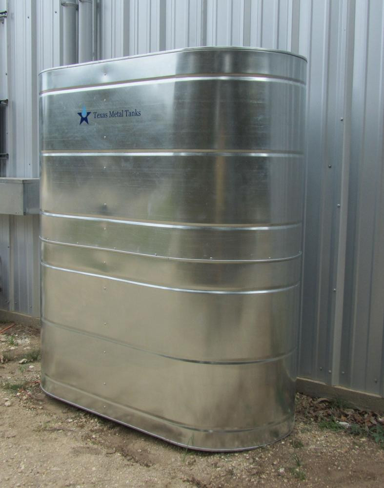 3,249 Gallon - Pioneerí« Â Water Storage Tank - Model XL01