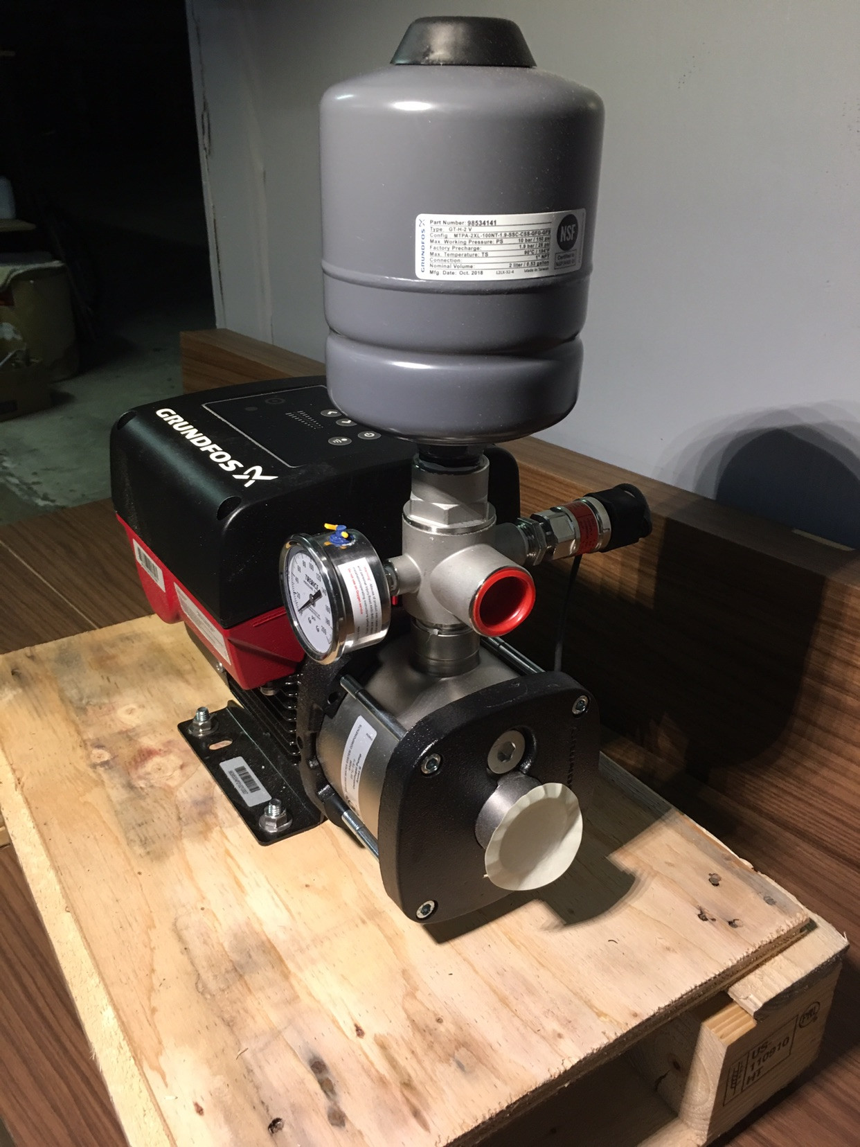 Grundfos CMBE 5 Booster - Constant Pressure Pump System 98548115, 98548116