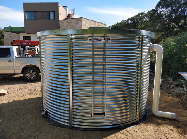 3,249 Gallon - Pioneerí« Â Water Storage Tank - Model XL01