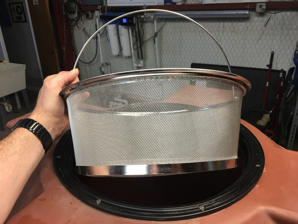 16" Stainless Steel Filter Basket w/ Lifting Handle - 16 mesh