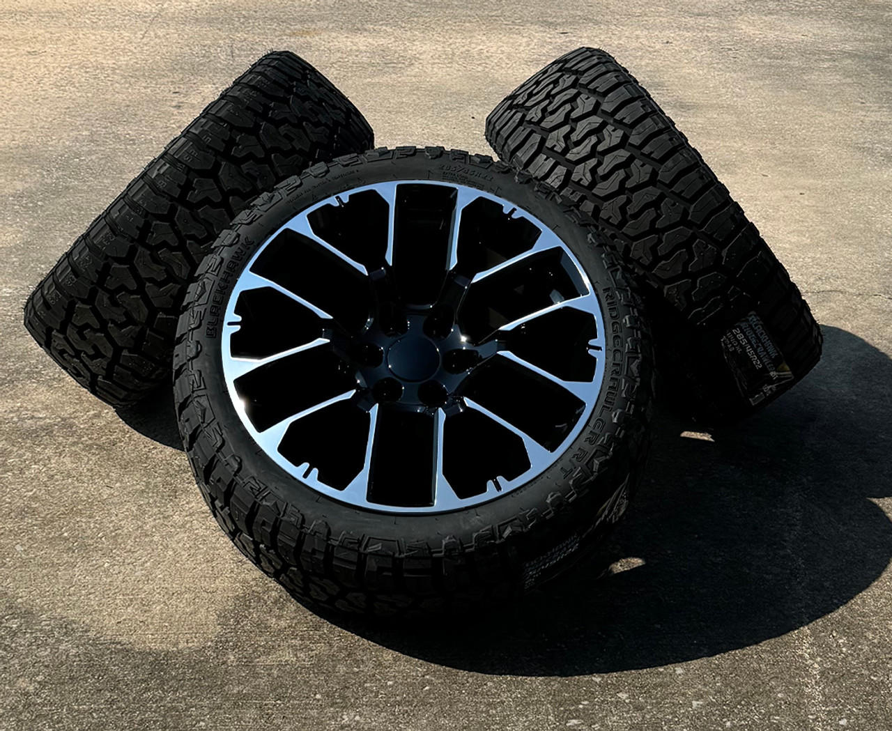 Gmc Style Black And Machine Notched Honeycomb 22 Wheels With Blackhawk