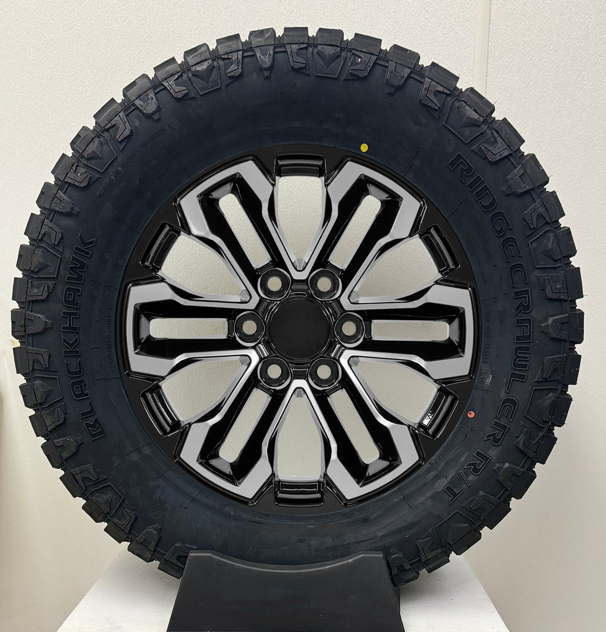 Gmc Split Spoke Style Black And Machine 18 Wheels With Blackhawk Rt Tires