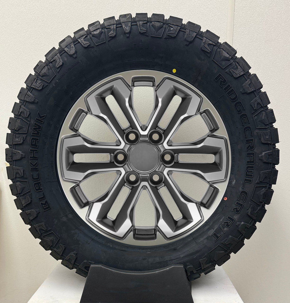 Gmc Split Spoke Style Gunmetal And Machine 18 Wheels With Blackhawk Rt