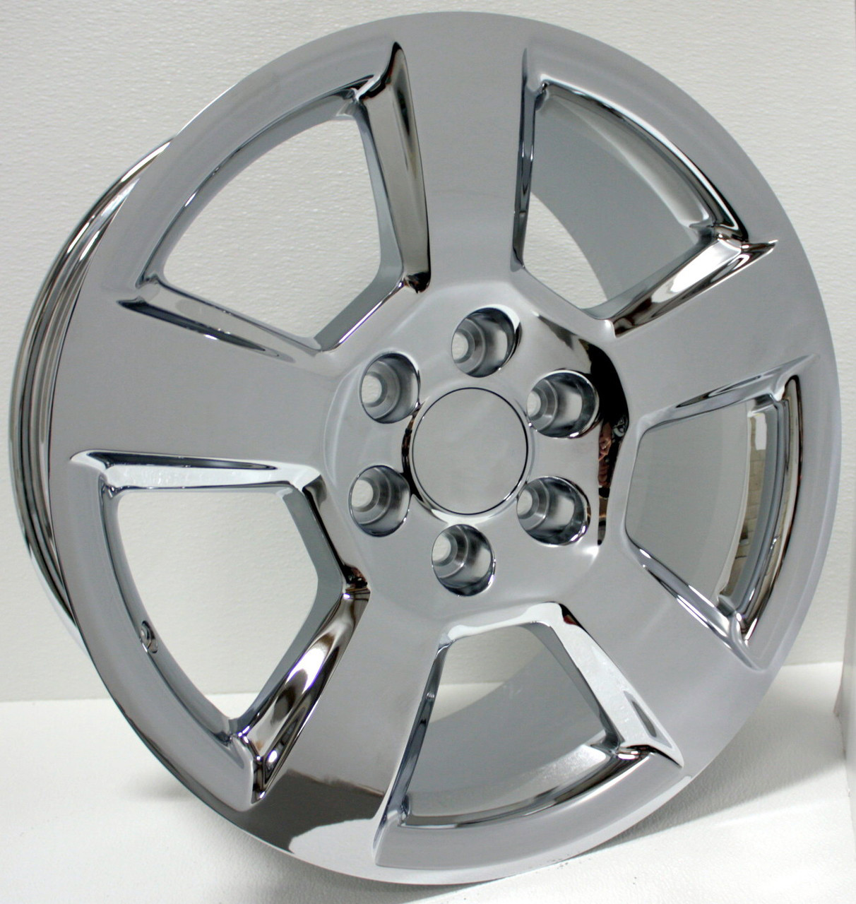 Chevy New Style LTZ Chrome 20 Inch Wheels