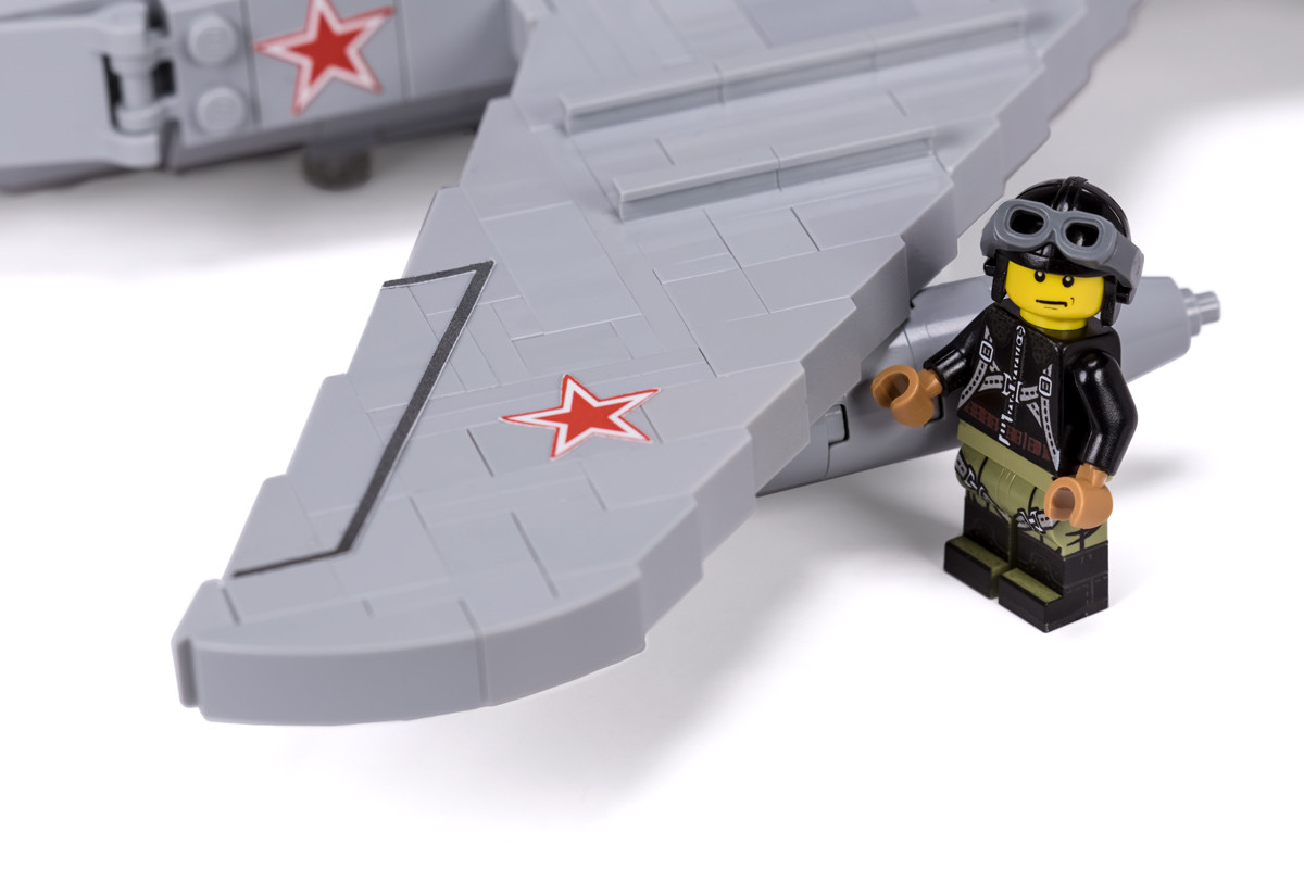 MiG-15 - Russian Fighter Aircraft - Brickmania Toys
