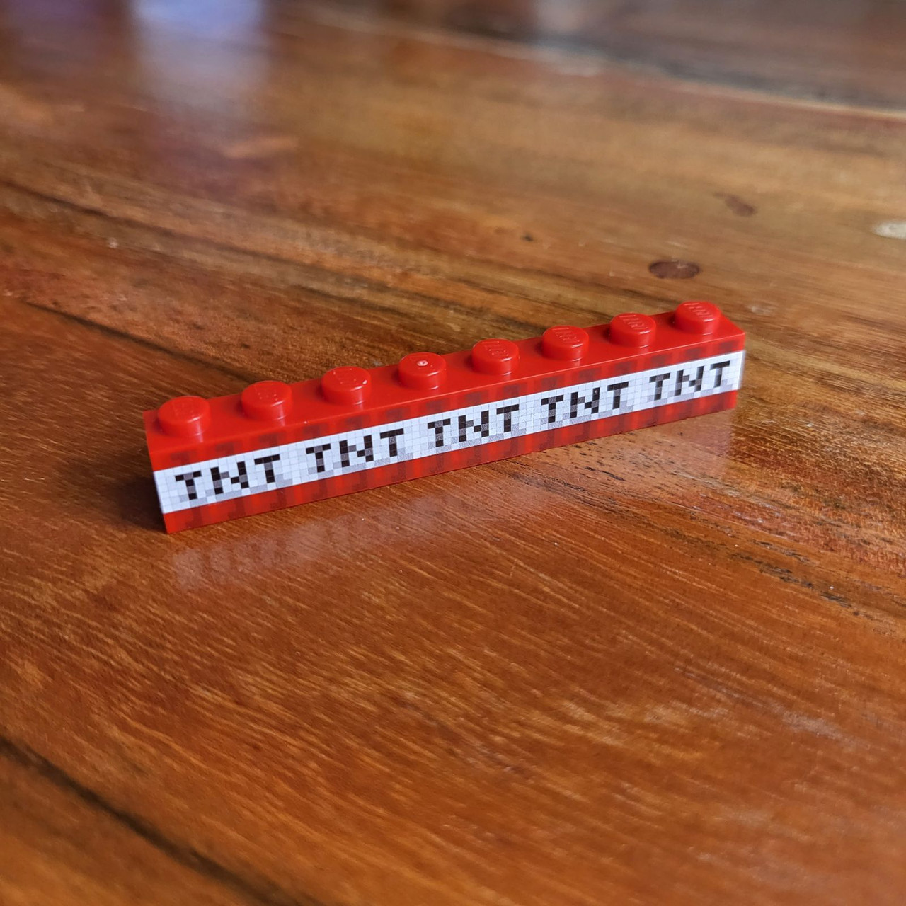 Brick Warp TNT Badge Brick 1x8