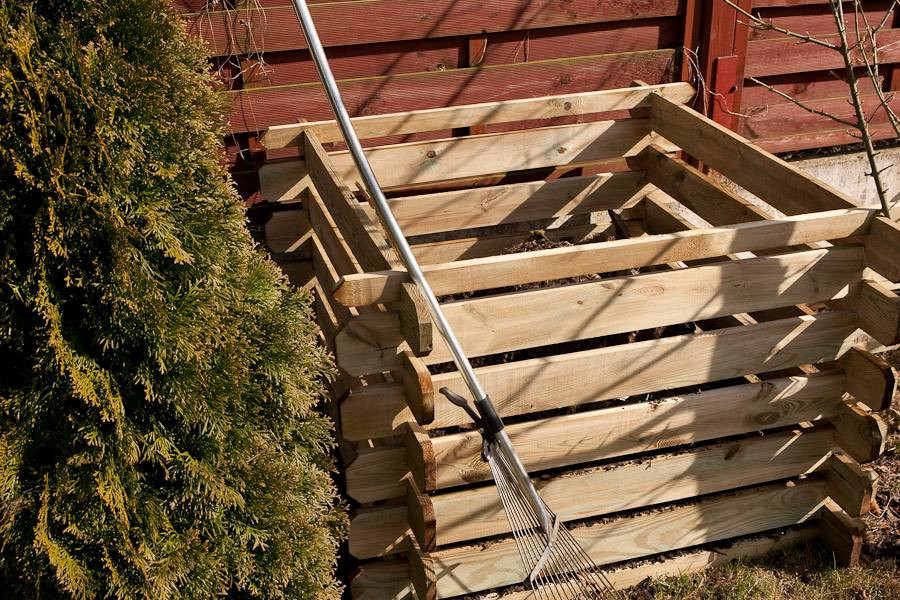 Compost Bins & Tumblers - Home Composting Made Easy