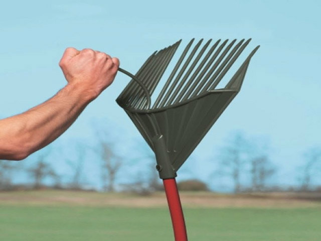 Golden Gark Multi Purpose Garden Rake, Shovel & Soil Sieve