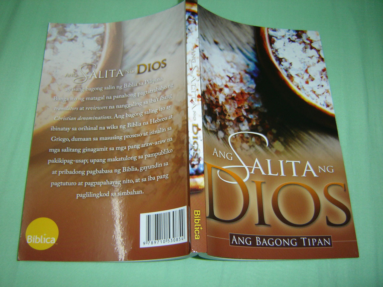 New Testament: Pinoy Version / Filipino New Testament