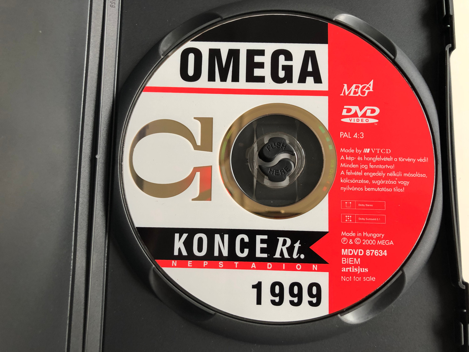 Omega KonceRt. DVD 2000 Recorded in Budapest Népstadion 1999 / Az első ...
