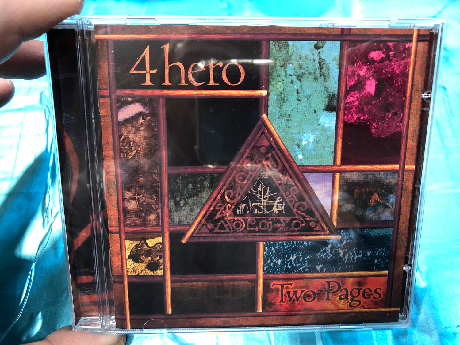 4hero ‎– Two Pages / Talkin' Loud ‎Audio CD 1998 / 558 465-2 - Bible in ...