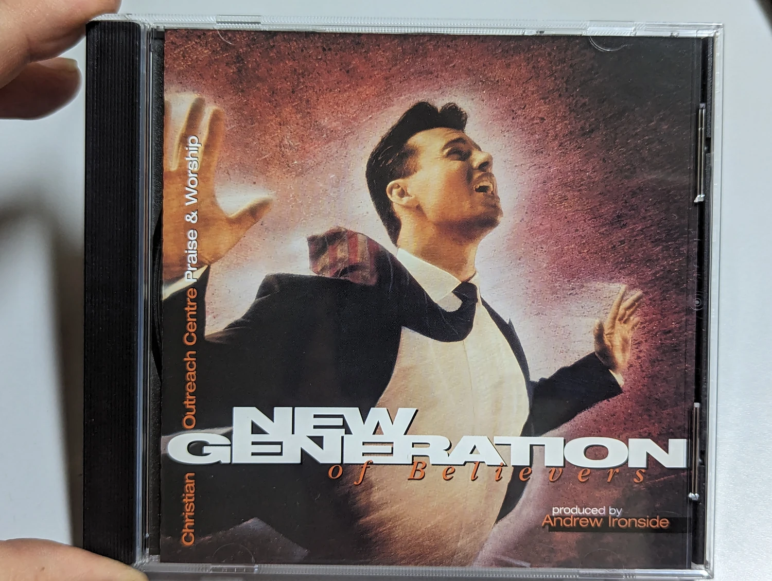 New Generation of Believers: 16 Uplifting Praise & Worship Songs
