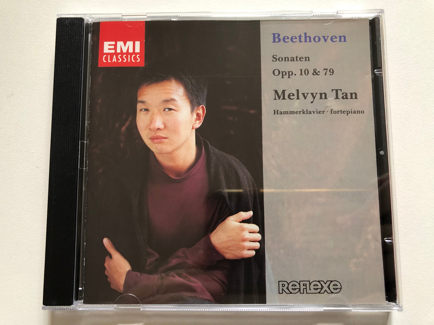 Beethoven: Sonaten Opp. 10 & 79 - Melvyn Tan - Bible in My Language