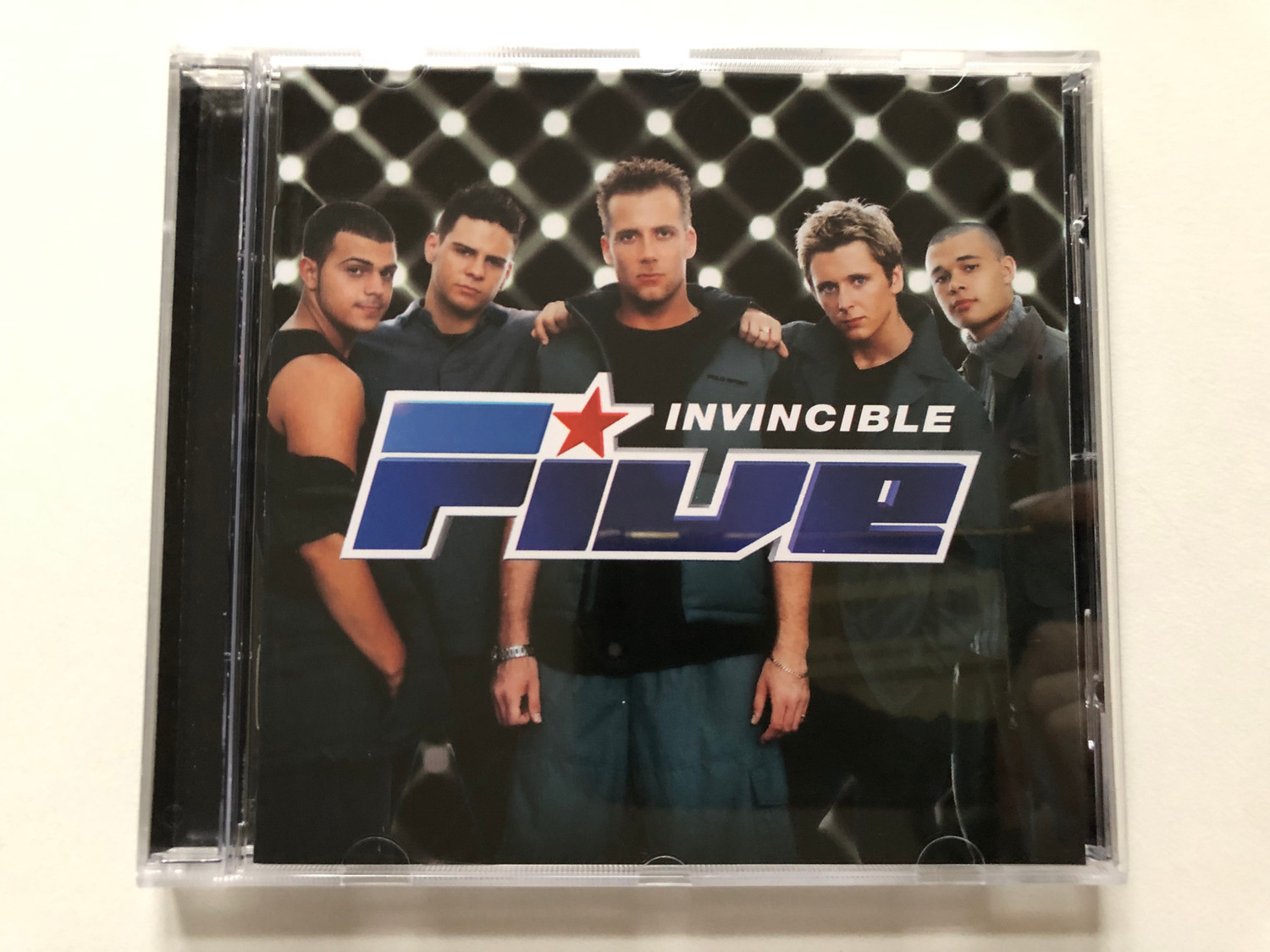 Five – Invincible / RCA Audio CD 1999 / 74321713922 - Bible in My Language