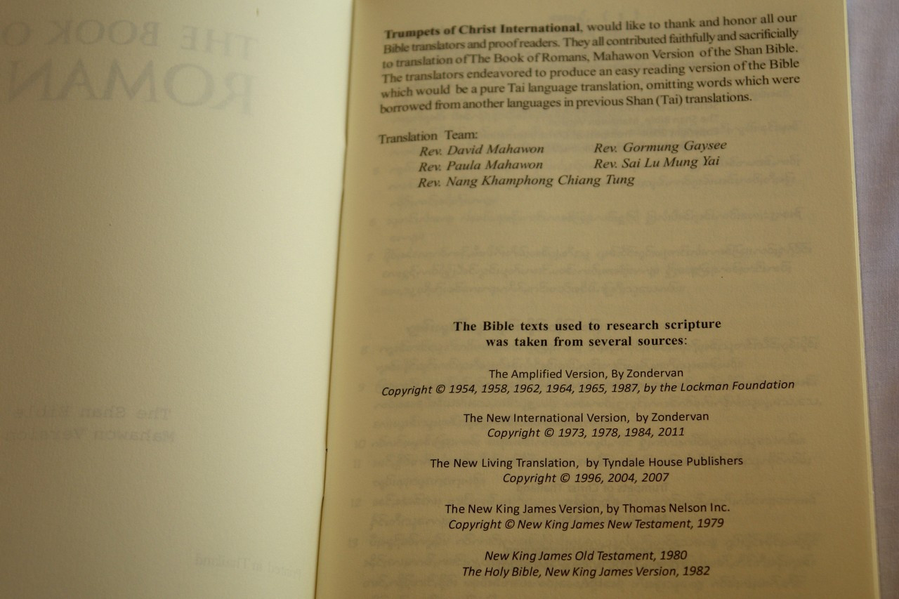 The Book of Romans in Shan Tai Language