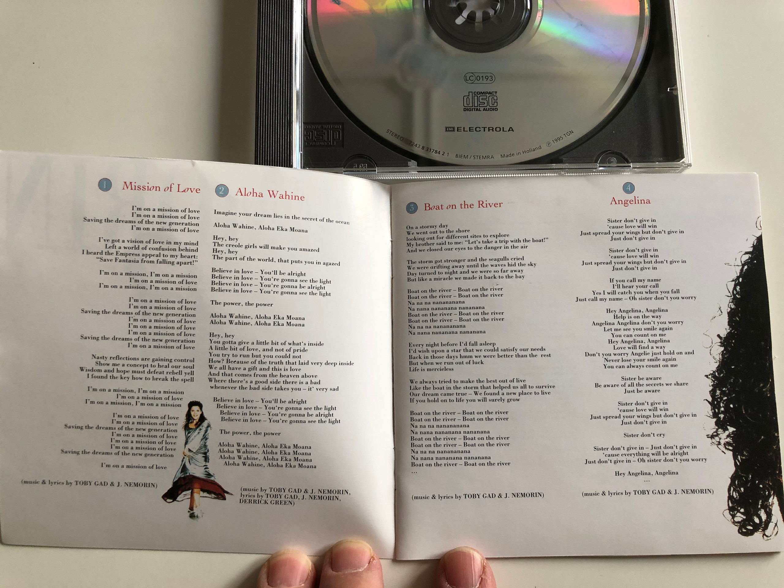 Tim Tebow: On a Mission DVD (2012) / His Leadership and Christian ...