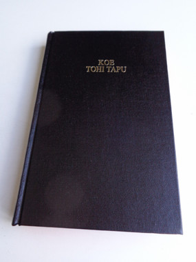 Niuean Niue Bible - Black Hardcover with Red Edges