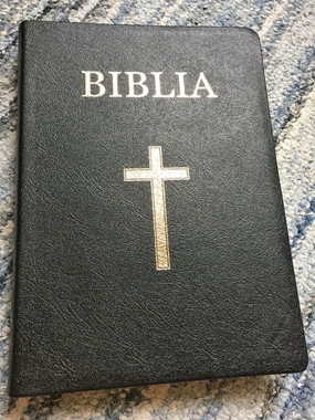 Leather Bound Romanian Pulpit Bible