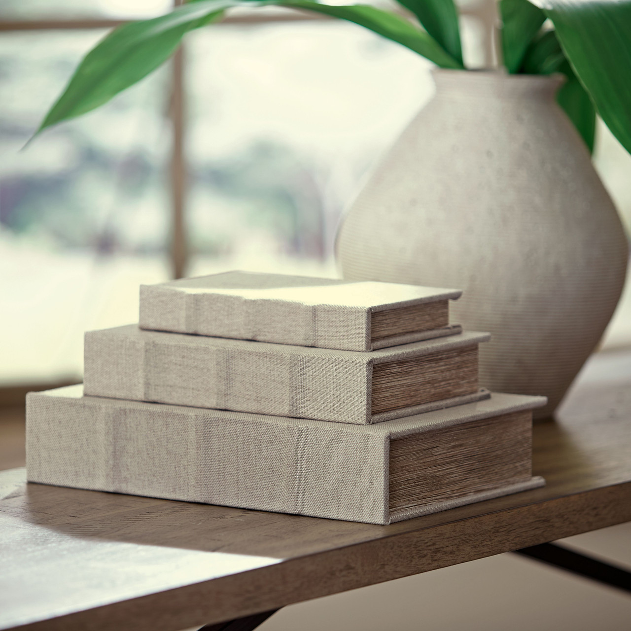 The Jolina Linen Box Set (3/CN) available at Rose Brothers Furniture ...