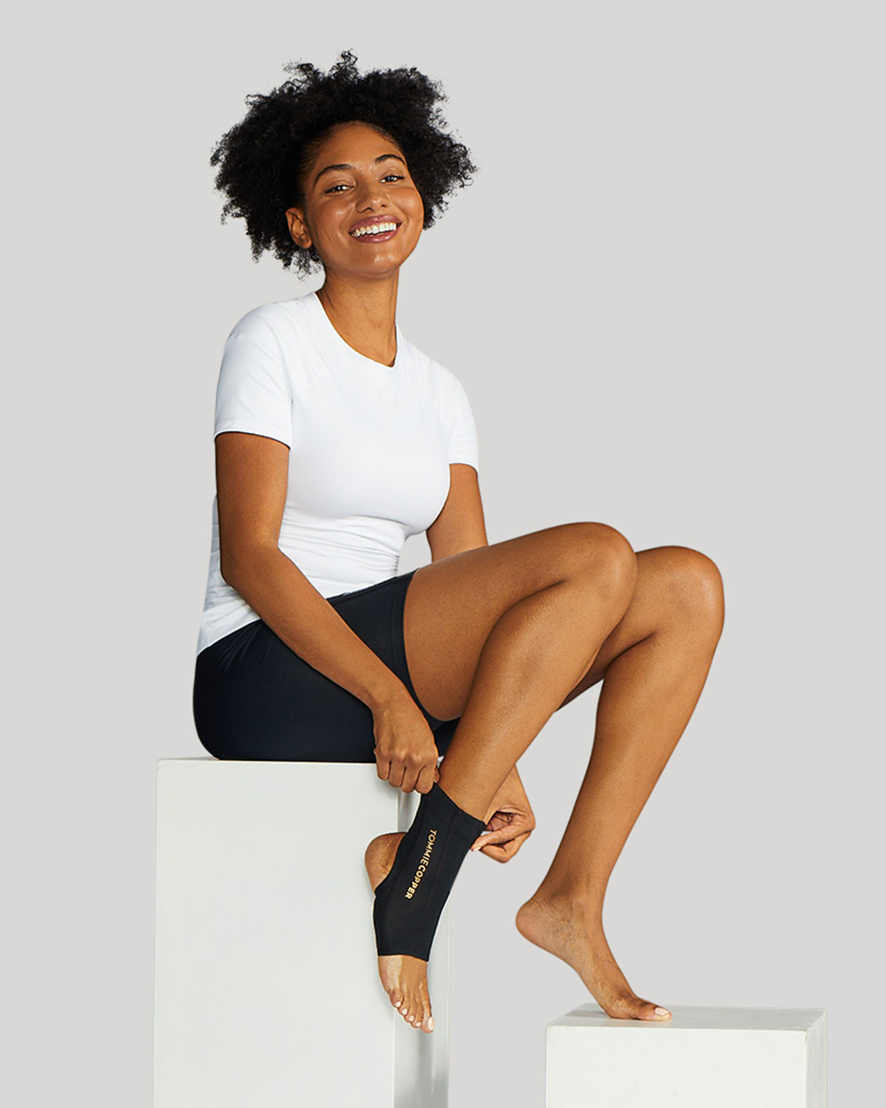 Women’s Compression Sleeves for Arms & Legs | Tommie