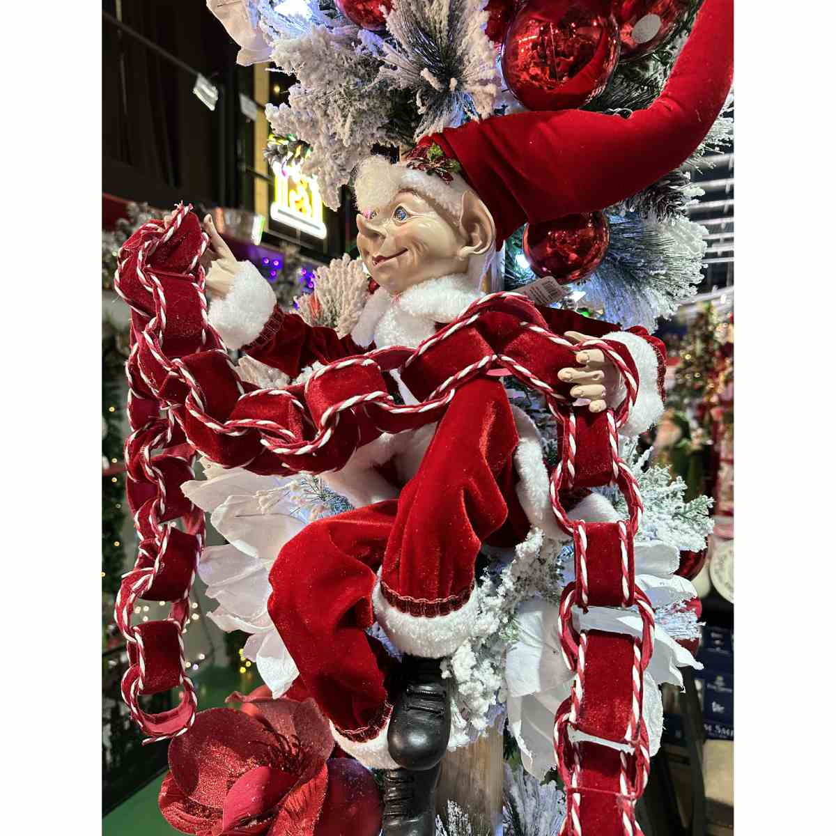 Red Velvet Retro Chain Garland - 125cm - Christmas Elves