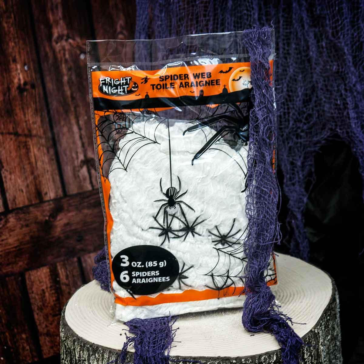 Spider Web with 6 Spiders - Christmas Elves