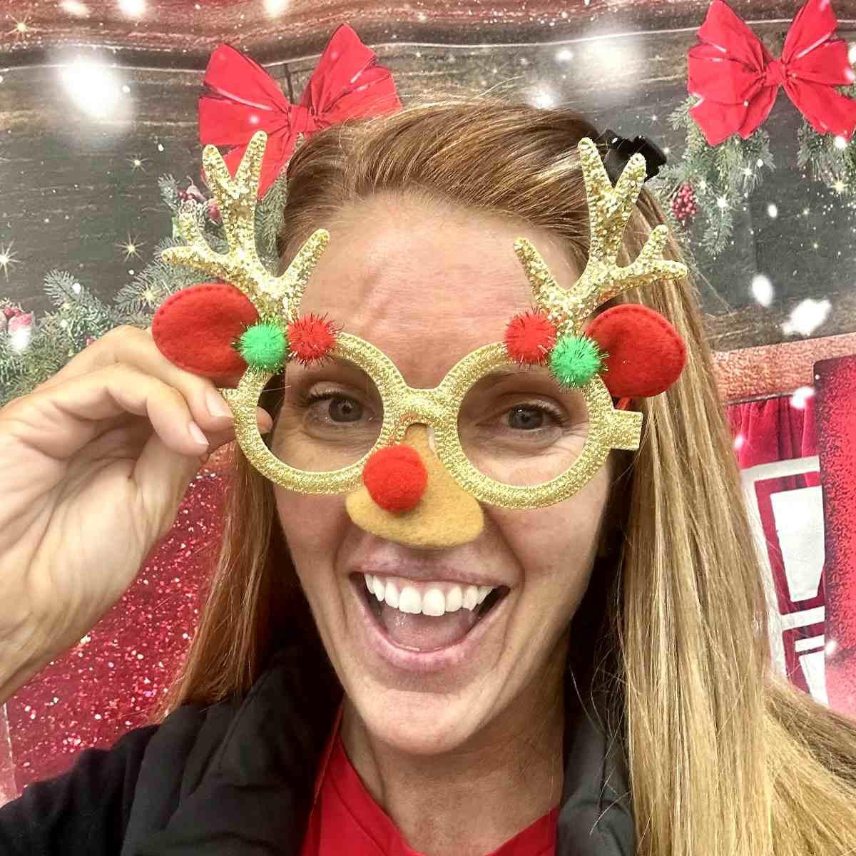 Fancy Christmas Novelty Glasses (9 Styles) - Christmas Elves