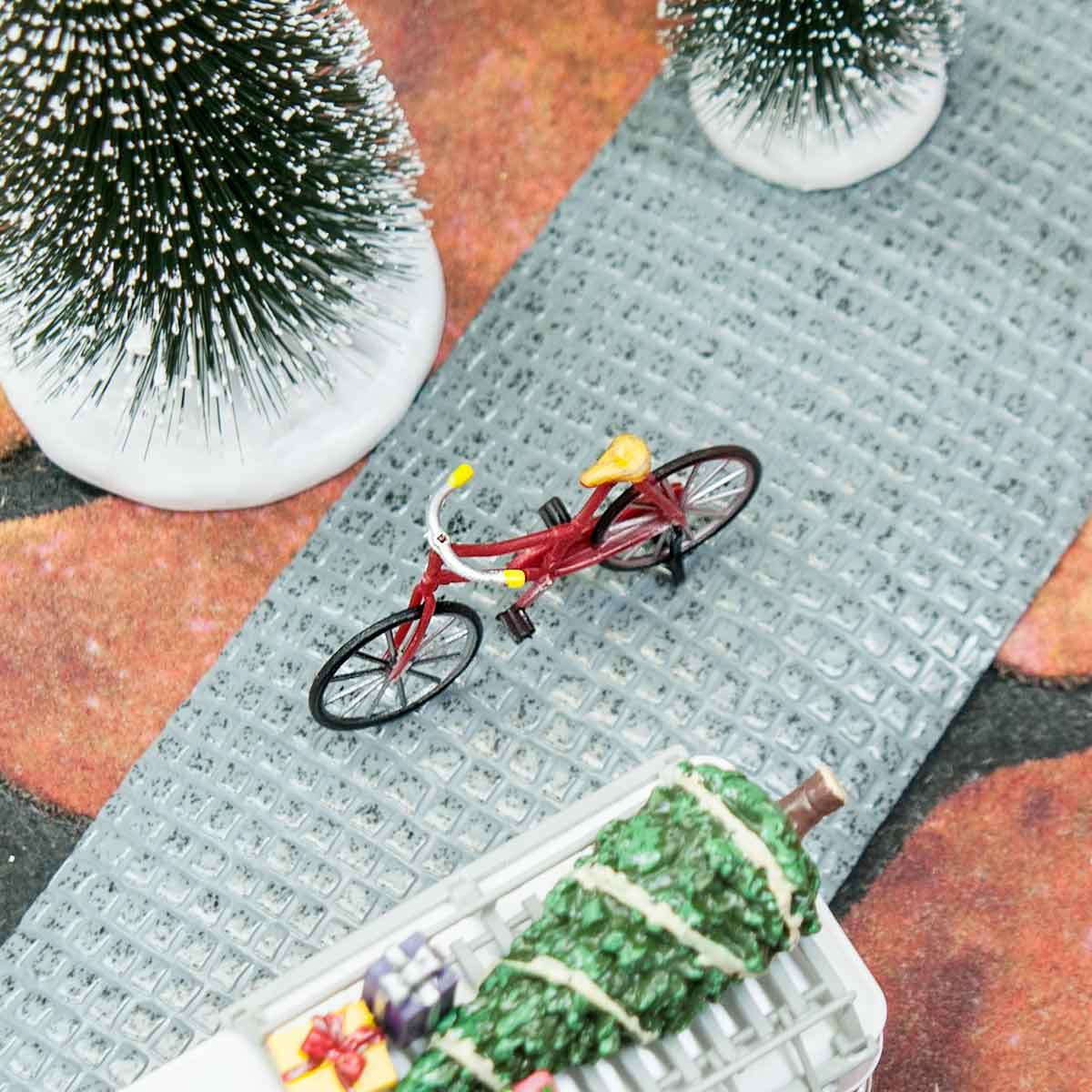 Lemax Bicycles (Set of 2) (Self-Stand) - Christmas Elves