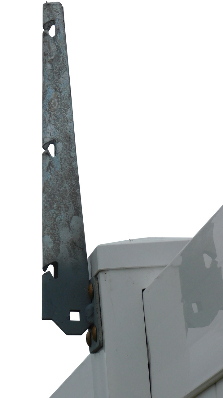 Extend-An-Arm Vertical Barbwire Arm Extension - Flat Mount - Install ...