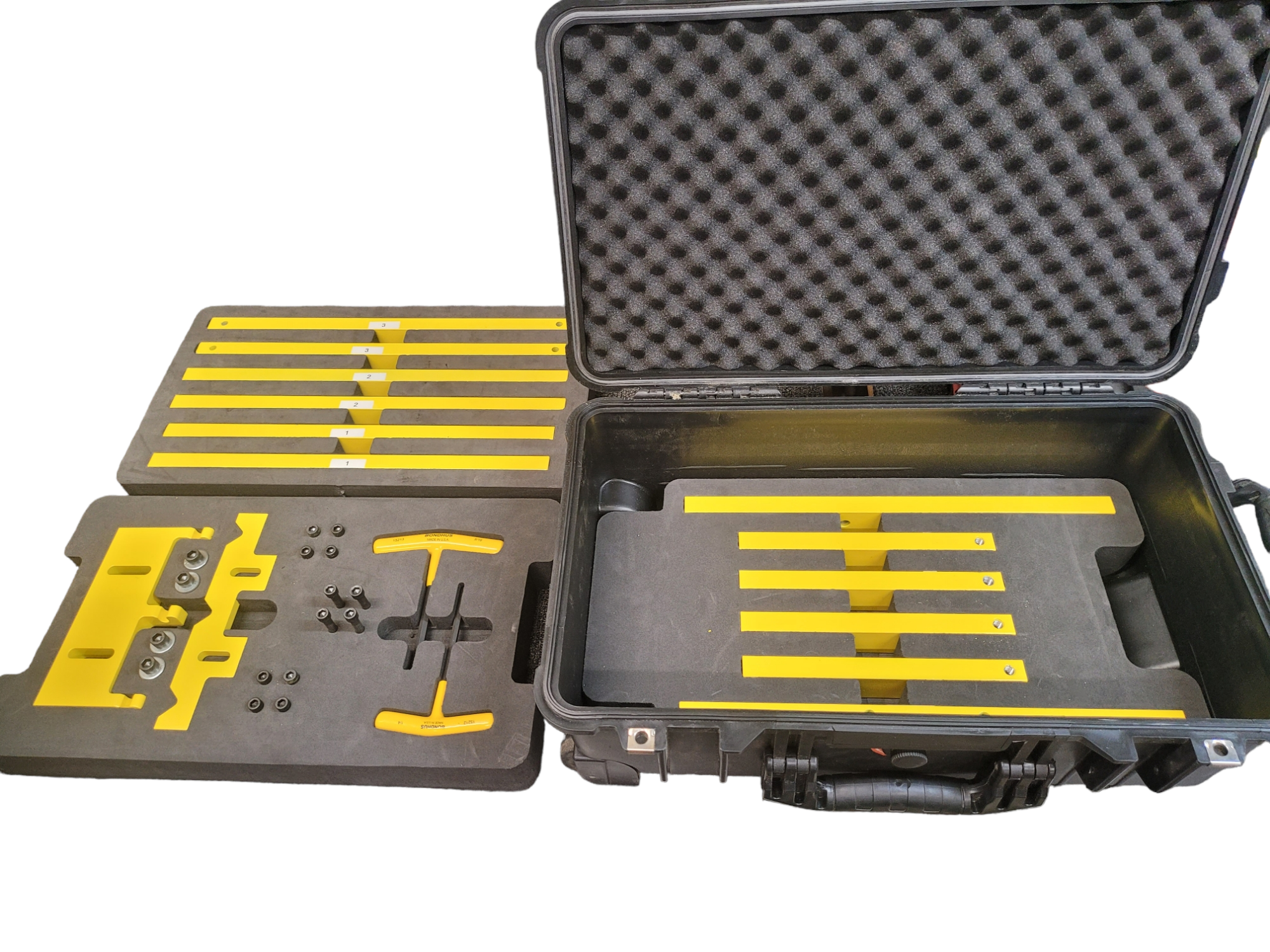 EC135 Servo Pack Holding Fixture