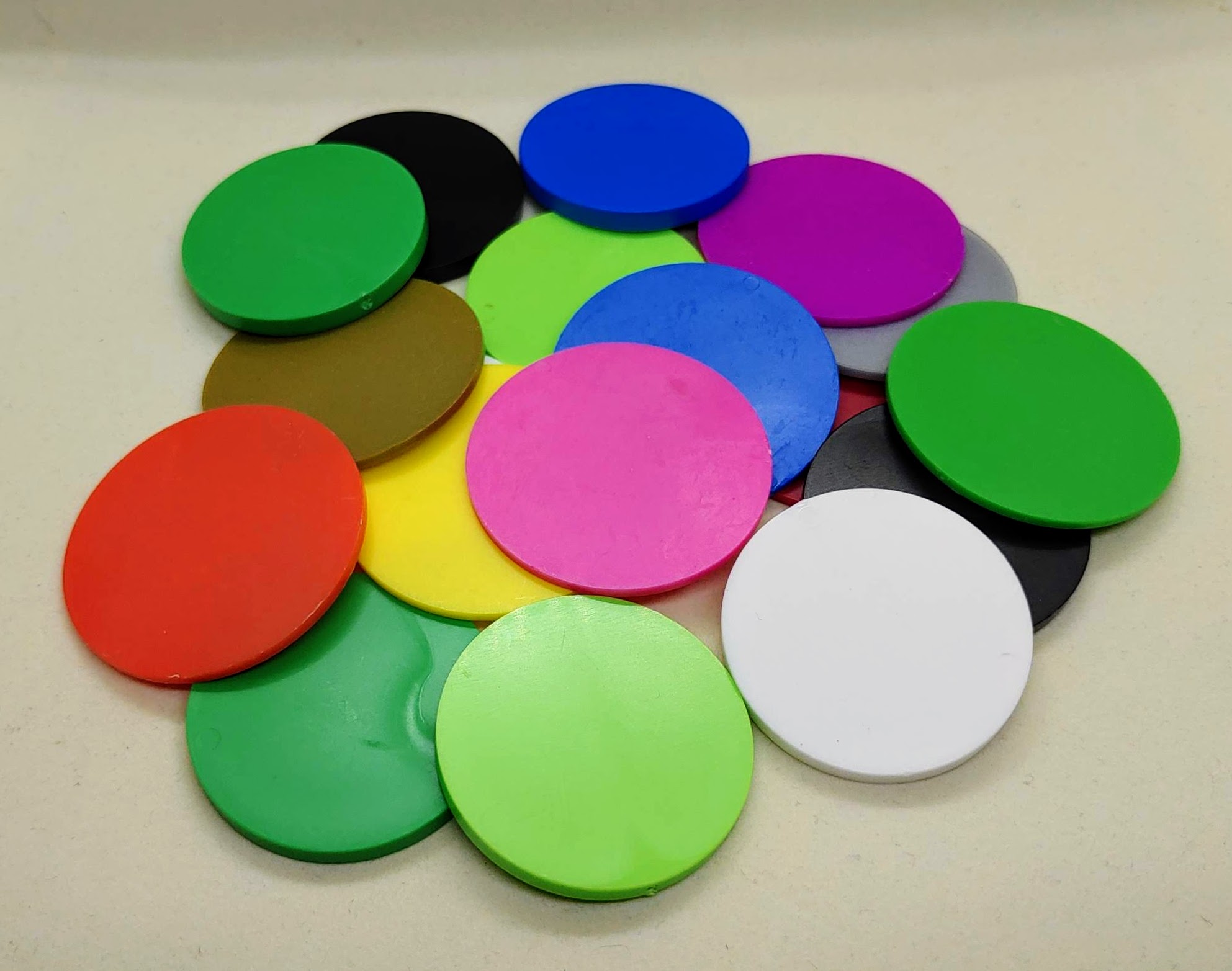 Blank Plastic Tokens - Ituit.com by PromoteSource