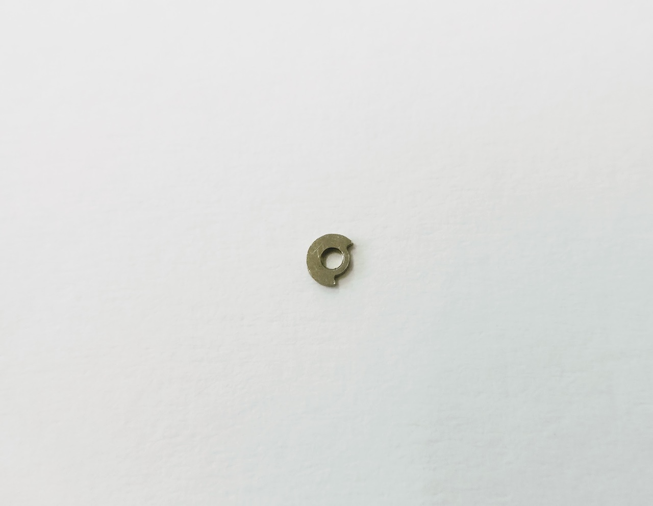 Click, Omega 1010 #1104 - Gleave & Co. Watch Parts UK