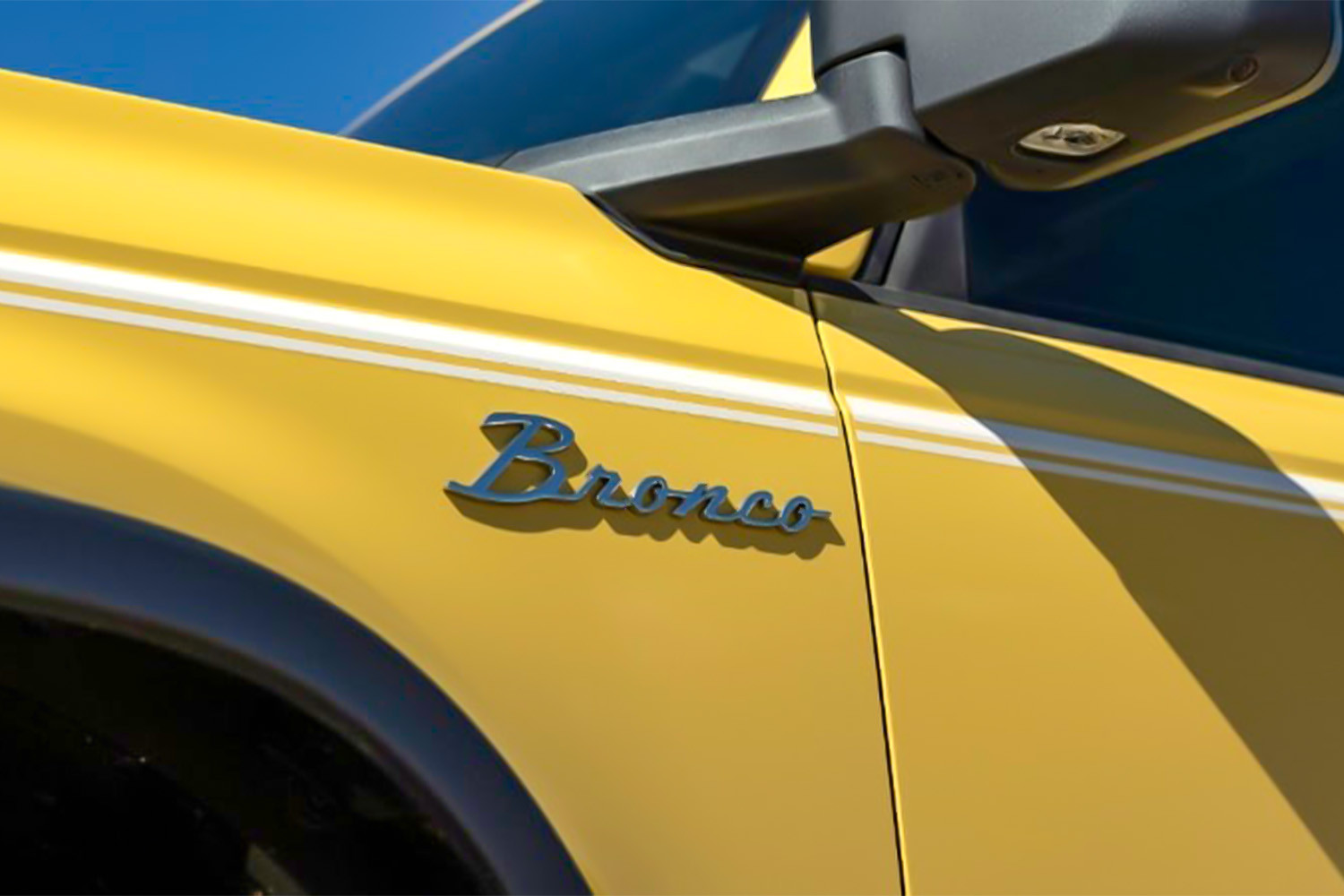 Ford Performance Bronco Heritage Script Emblem Kit - Silver (2021-2023 ...