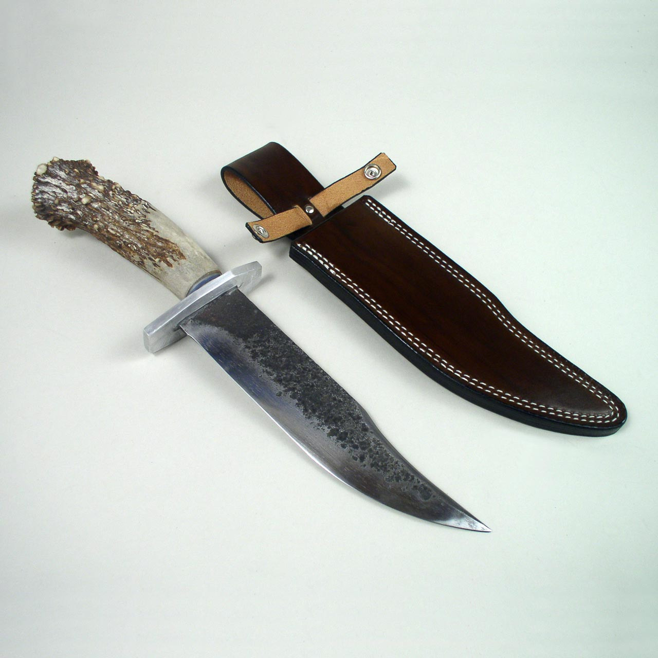 Custom Leather Knife Cases, Rifle Slings, Spike Knife Cases