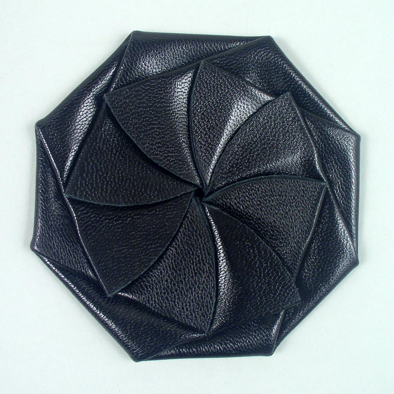 Folding Coin Purse (Deluxe Large) - Leathersmith Designs Inc.